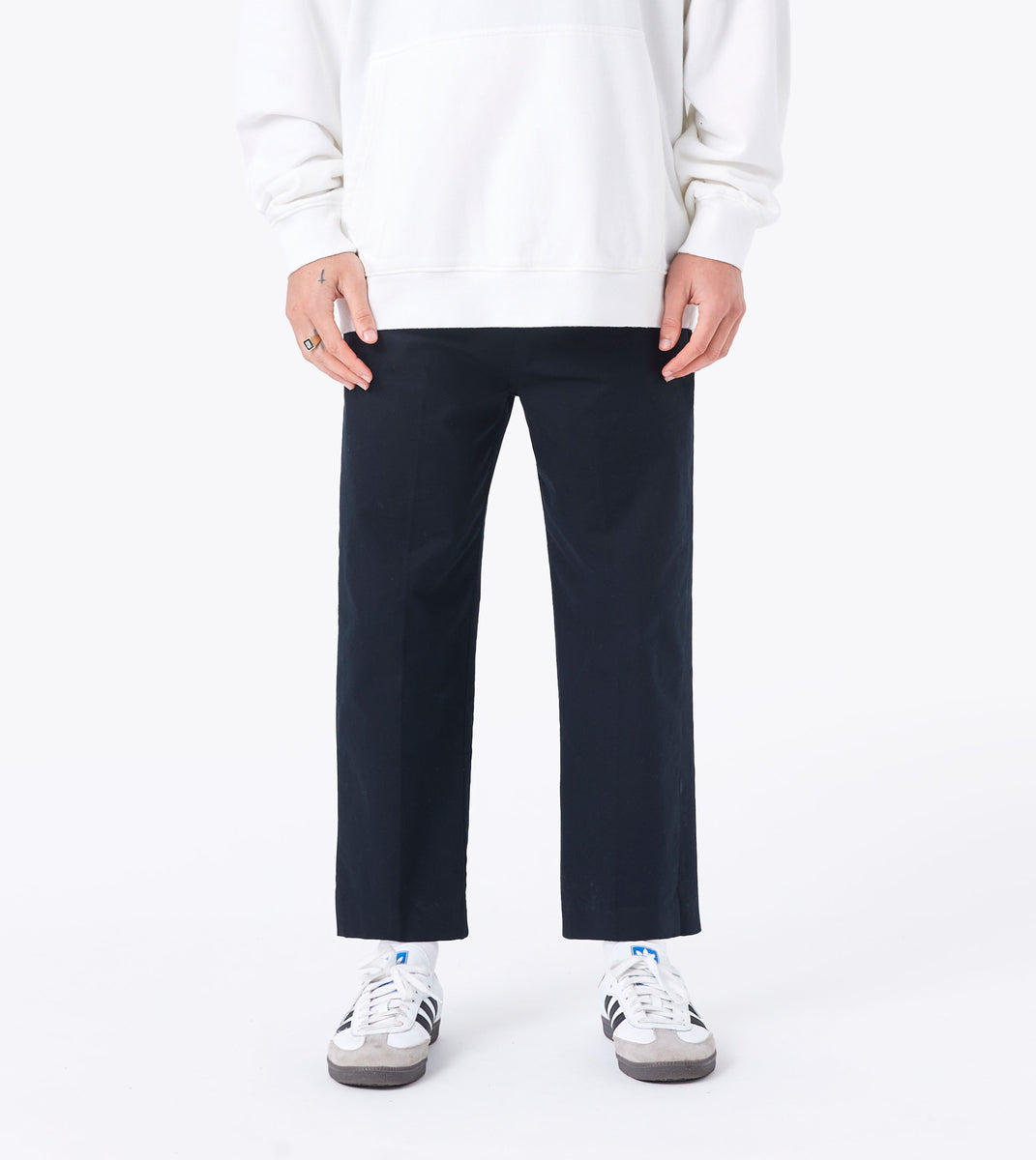 Box Crop Pant Black – ZANEROBE